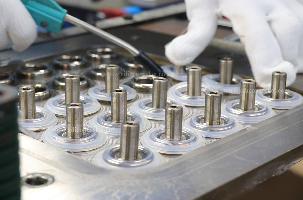 Rubber Transfer Molding for Silicone Membrane Valve from China ...